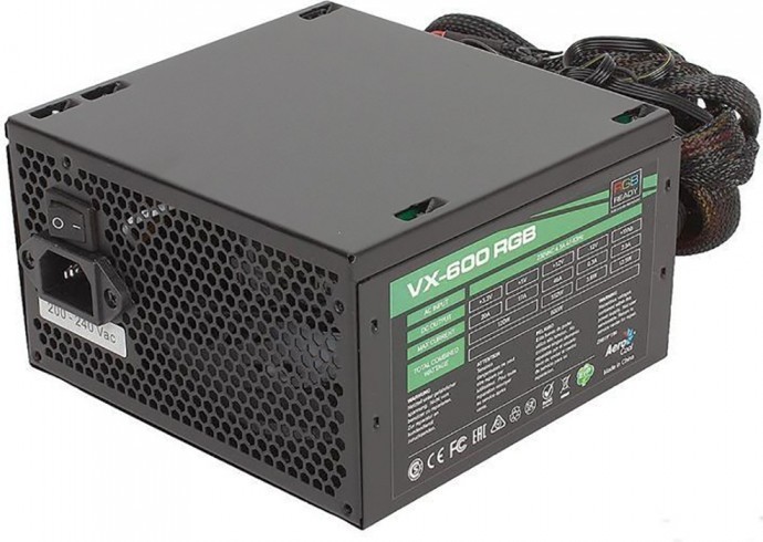 Обзор AEROCOOL VX PLUS. Серия недорогих блоков питания с подсветкой и мощностью от 350 до 800 Вт