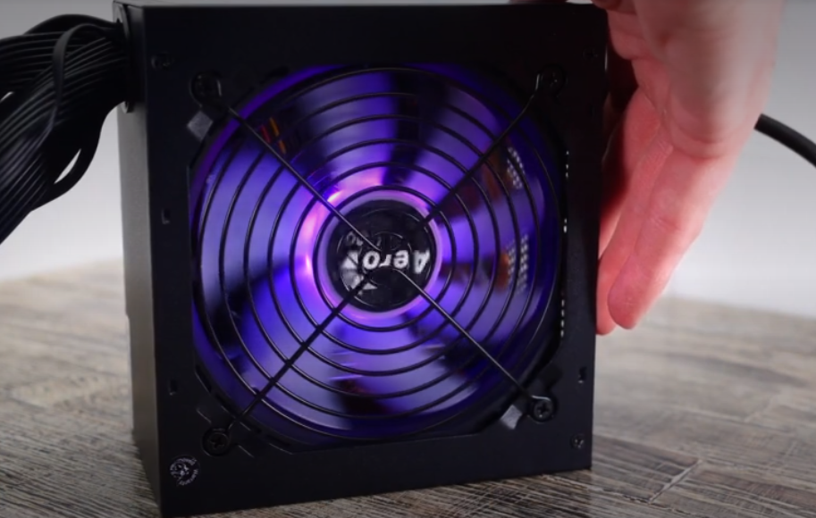 Обзор AEROCOOL KCAS PLUS GOLD. Блоки питания с сертификацией 80Plus Gold, подсветкой вентилятора ...